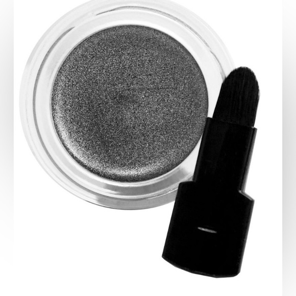 Revlon | Makeup | Nwt Revlon Colorstay Licorice Eyeshadow 755 | Poshmark